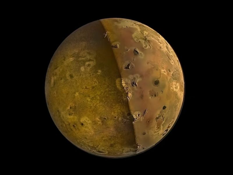 Juno Flyby Io Illuminated by Jupiter's Reflected Sunlight - Scitke